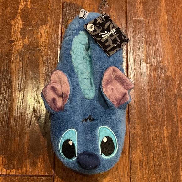 Disney | Shoes | Disney Lilo And Stitch Stitch Slippers Nwt Size Ml ...